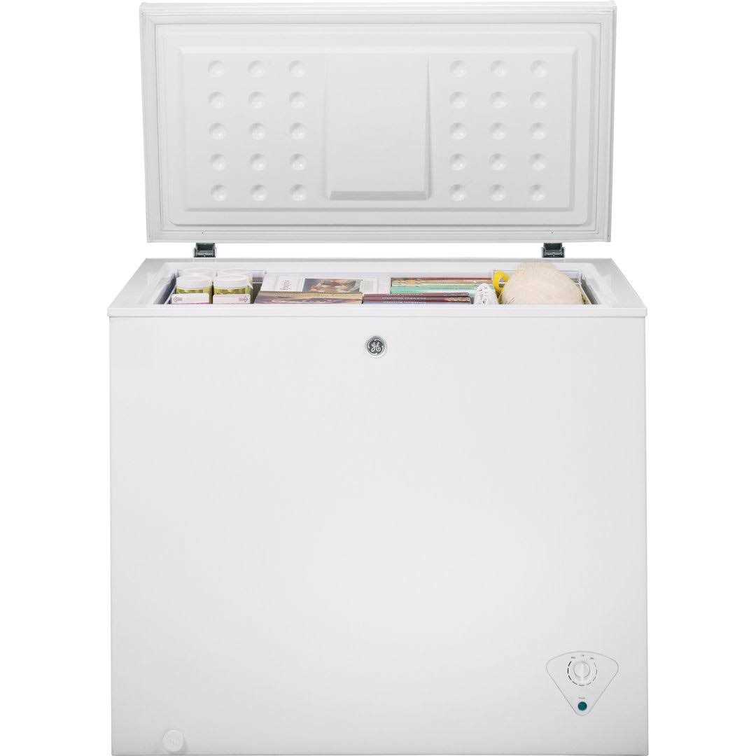 GE 7.0 Cu. Ft. Manual Defrost Chest Freezer FCM7STWW - Home & Office ...