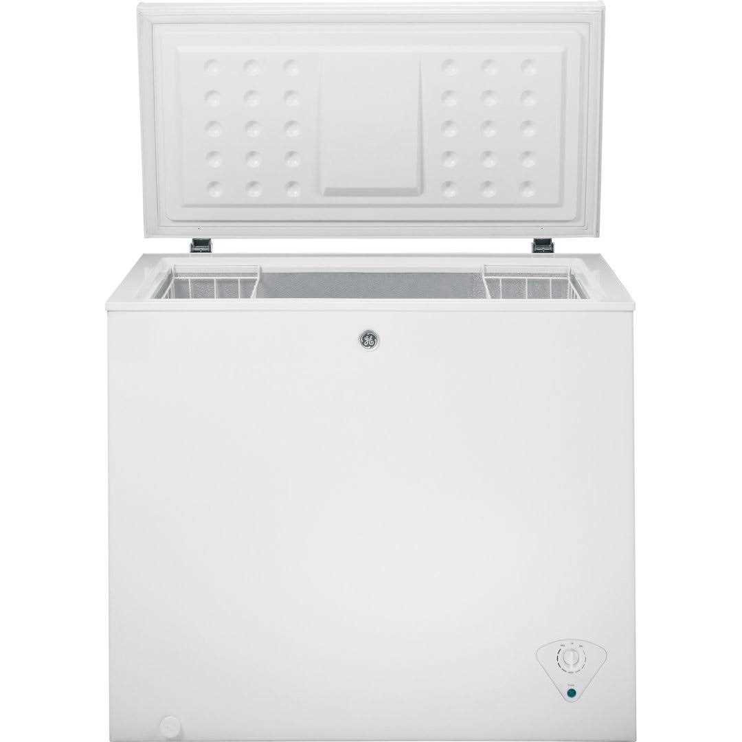 GE 7.0 Cu. Ft. Manual Defrost Chest Freezer FCM7STWW - Home & Office ...