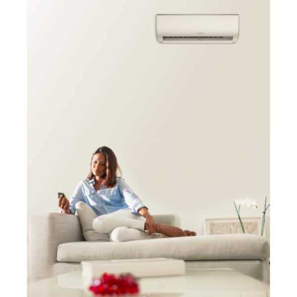 Bosch 12000 BTU 1-Ton Ductless Mini Split Air Handler with Heat Pump ...